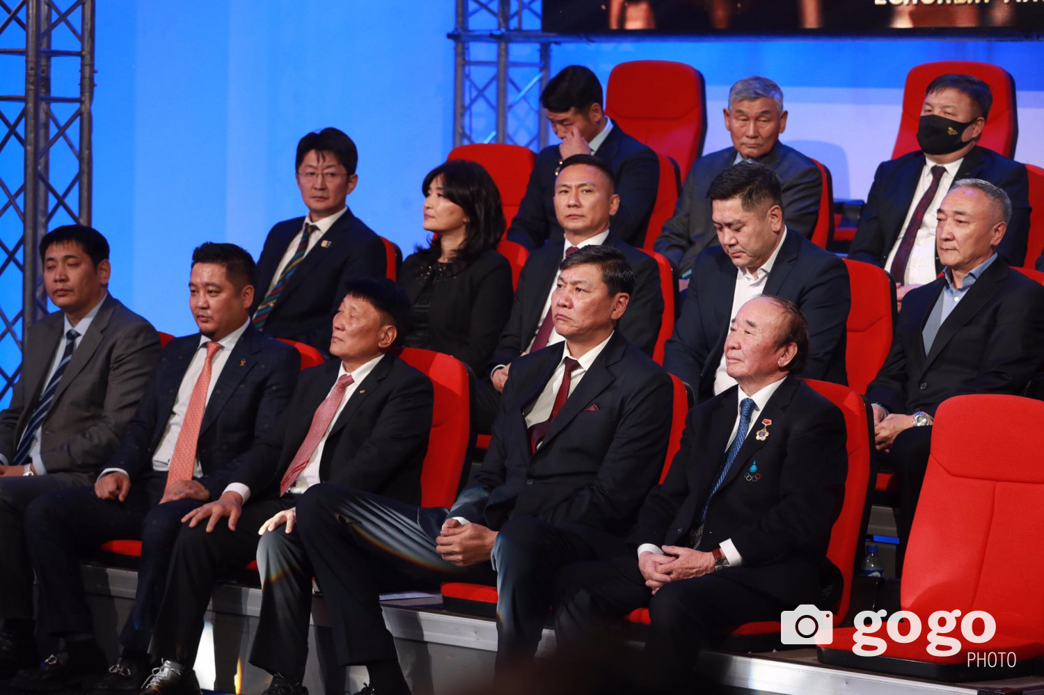 Бөртэ-Чоно: Пауэрлифтингийн шилдэг тамирчнаар Э.Содномпилжээ шалгарлаа