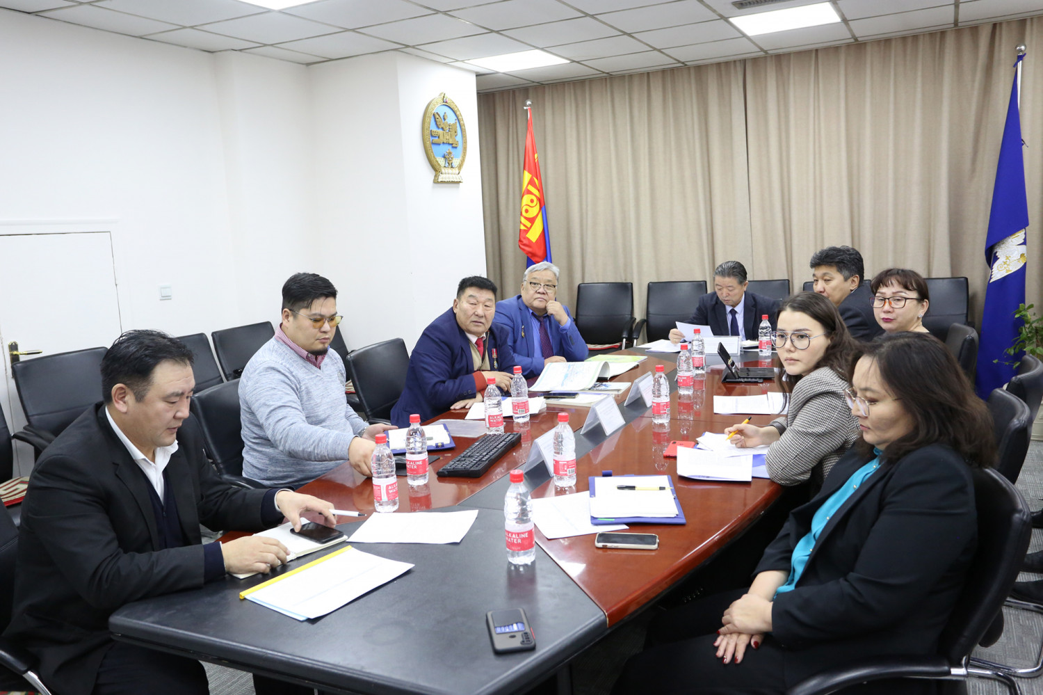 Байгаль орчинд ээлтэй санаачилгуудыг хэрэгжүүлэхэд хамтарч ажиллахыг хүслээ