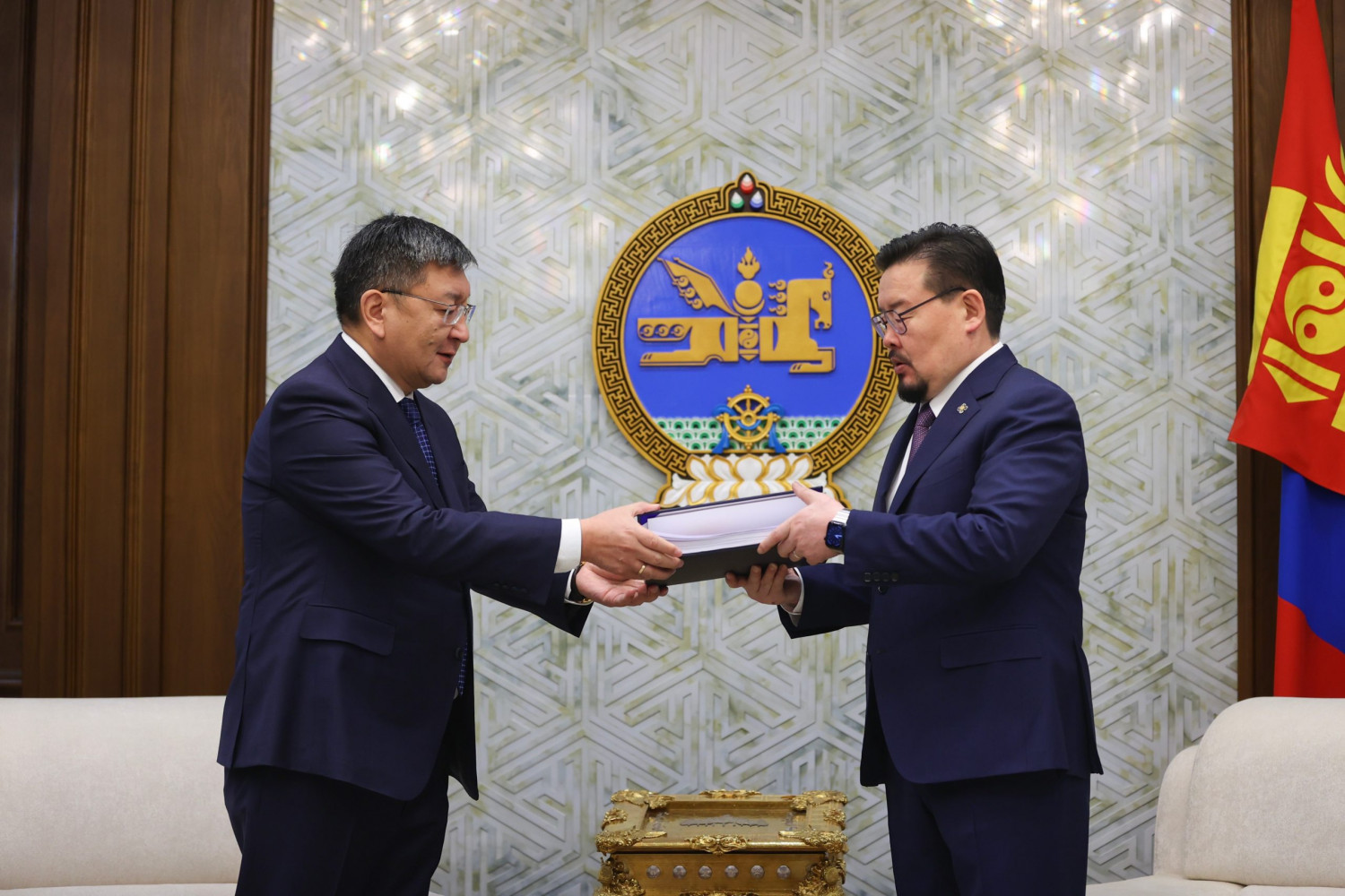 7 ХОНОГИЙН ТОЙМ: УИХ-ын гишүүдийн тоог 152 болгох ҮХНӨ-ийн төсөл