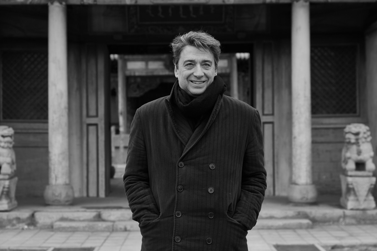 ГОВЬ ерөнхий дизайнераар Италийн загвар зохион бүтээгч Giorgio Spina-г ...