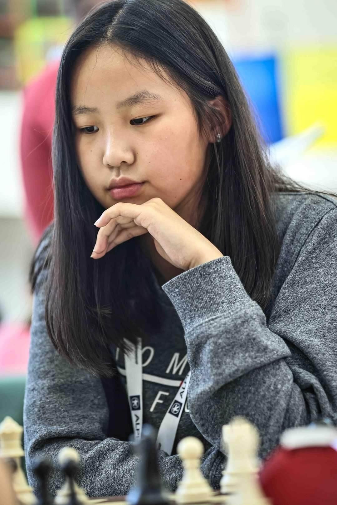 Эмэгтэйчүүдийн шатрын УЛСЫН АВАРГААР Э.Хүслэн тодорлоо