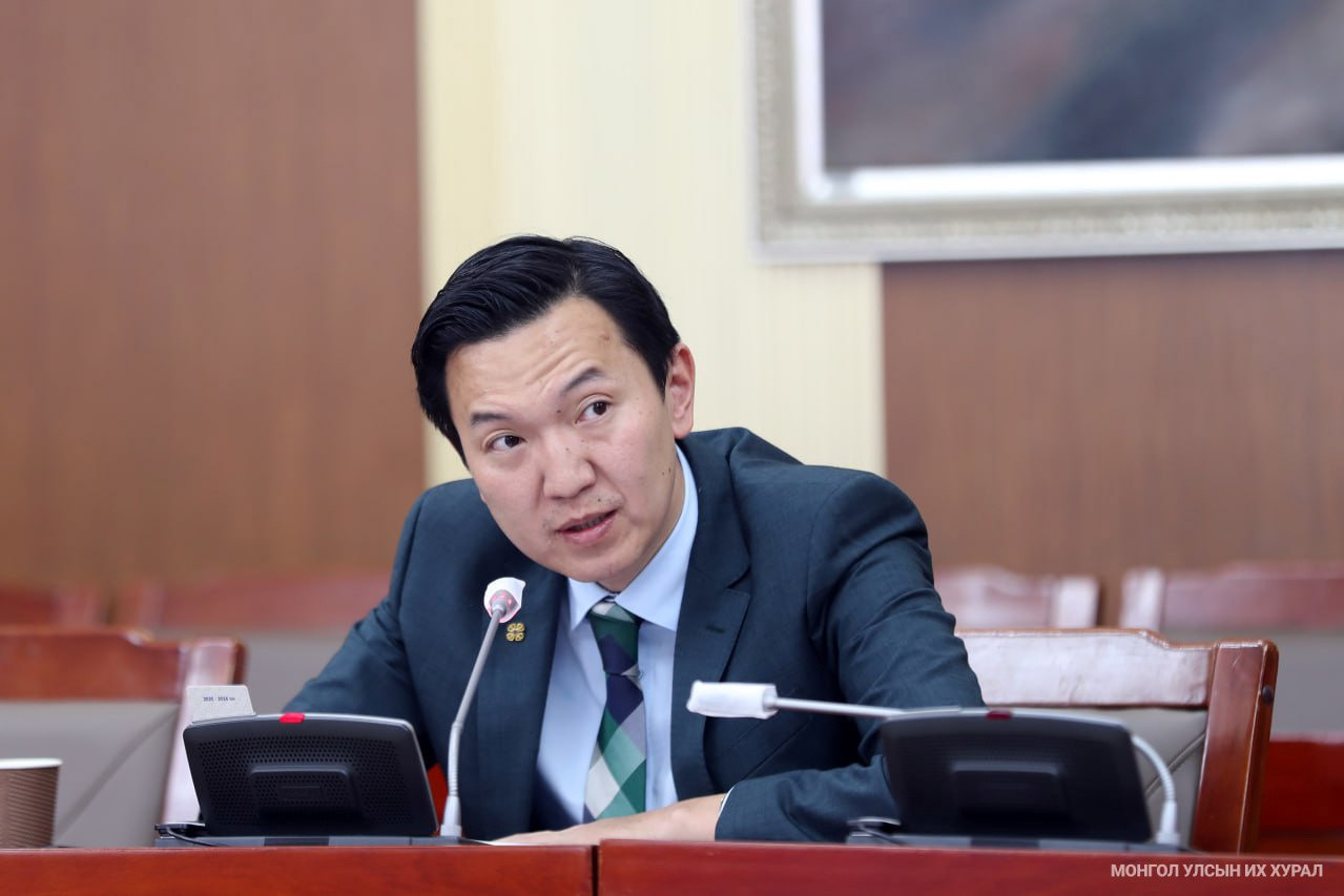 Хуулийн төслүүдийг хэлэлцүүлэгт бэлтгэх “Ажлын хэсэг” байгуулах төслийг баталлаа