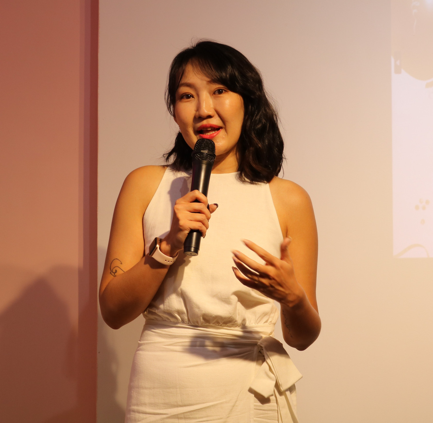 Марк Кэйниг: Охид бизнес эрхлэх нь эрх, тэгш байдлыг нэмэгдүүлэх маш ...