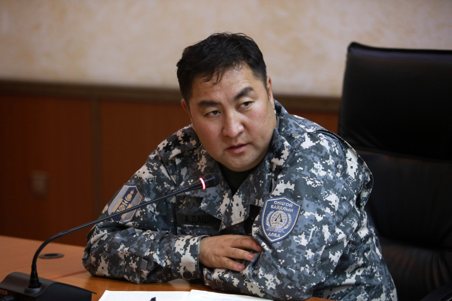 НОК: 10 байршилд цахилгаан тасалж, 38 байршилд ус соруулж байна