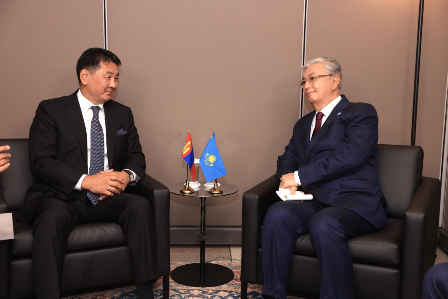 Ерөнхийлөгч У Хүрэлсүх Бүгд Найрамдах Казахстан Улсын Ерөнхийлөгчтэй уулзав