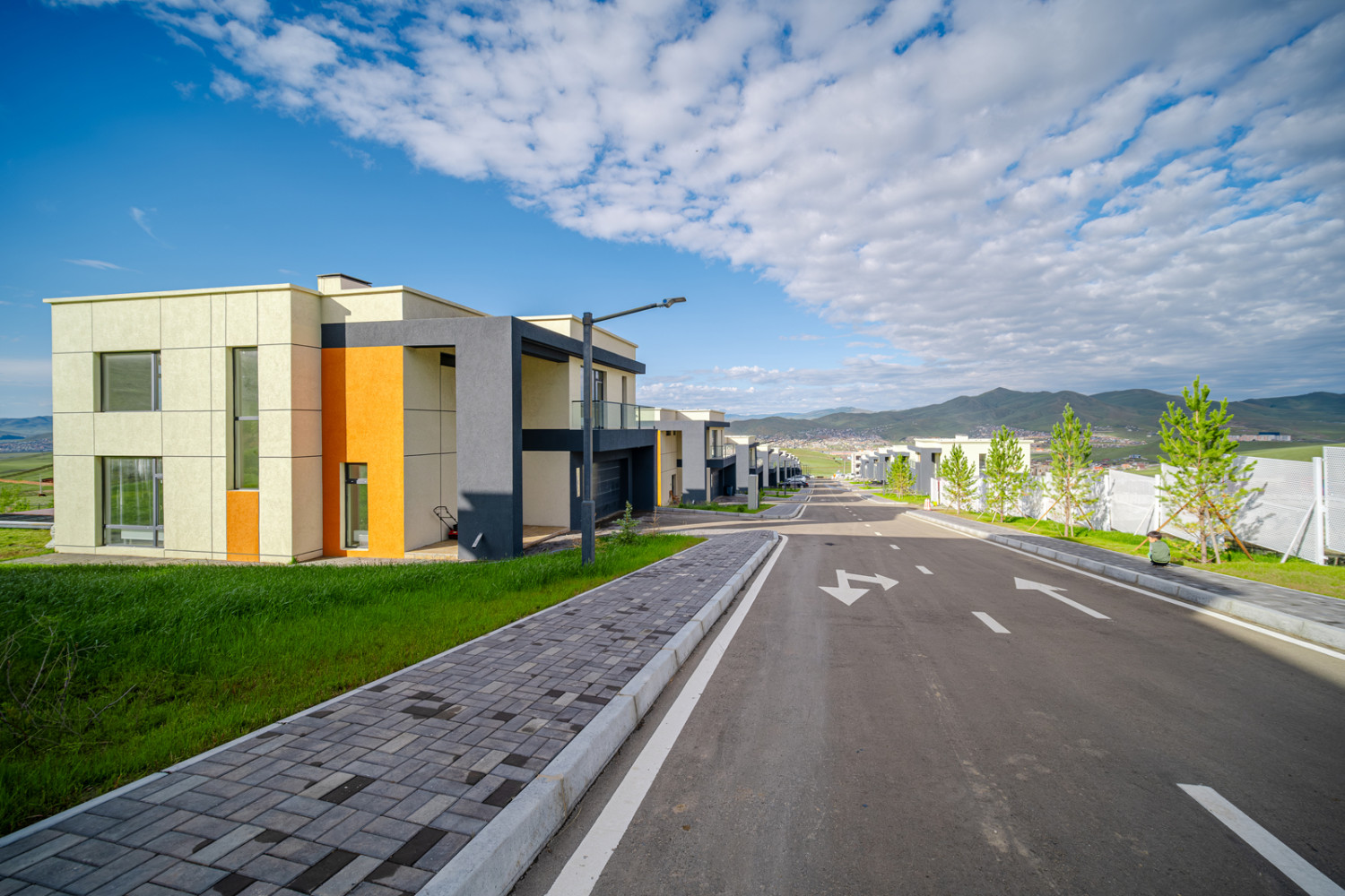 Чулуут Скай Вилла хотхоны хоёрдугаар ээлжийн захиалга эхэллээ