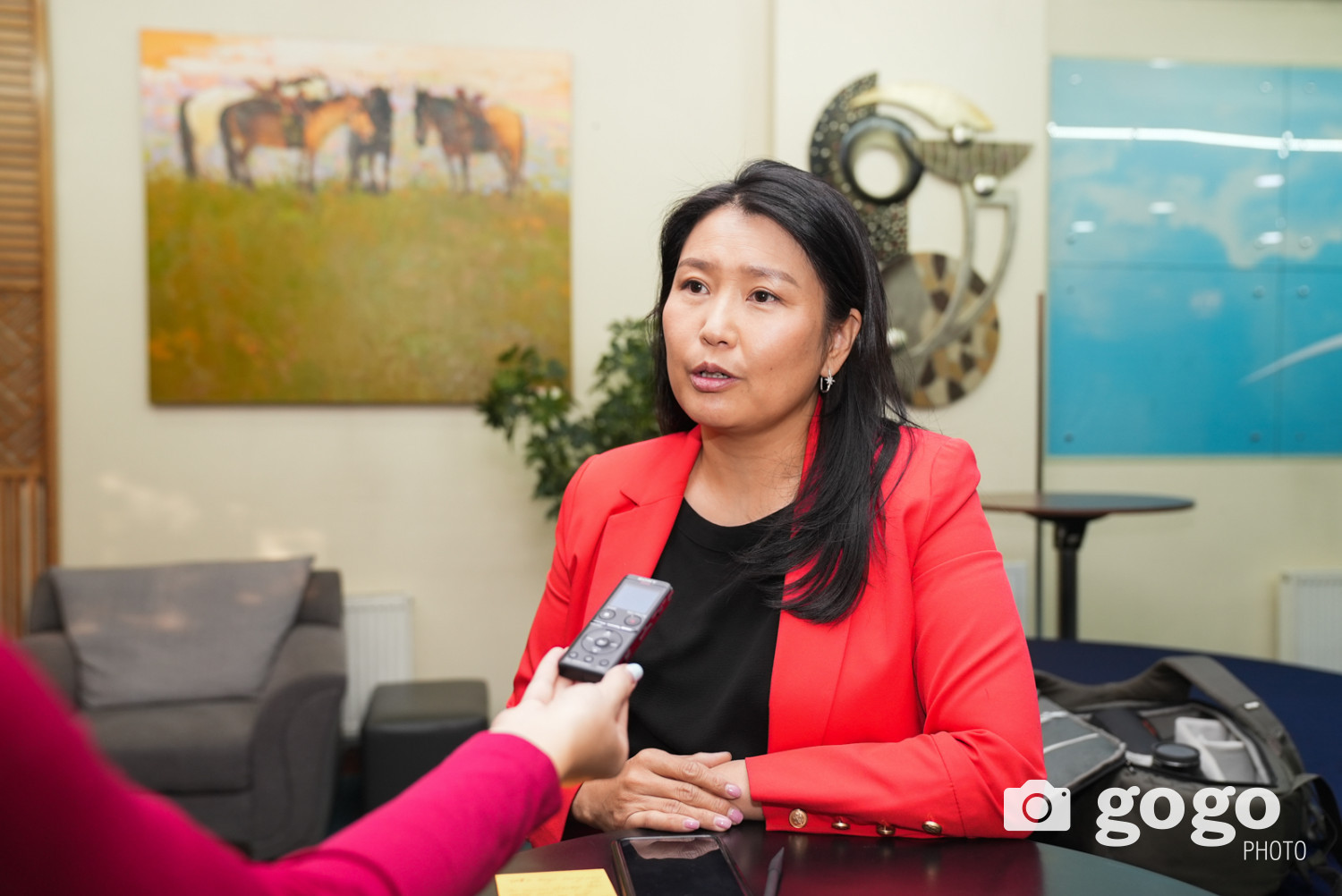 "Татварын үйлчилгээг цахимжуулснаар хахууль, танил талдаа давуу тал олгох нь зогссон"