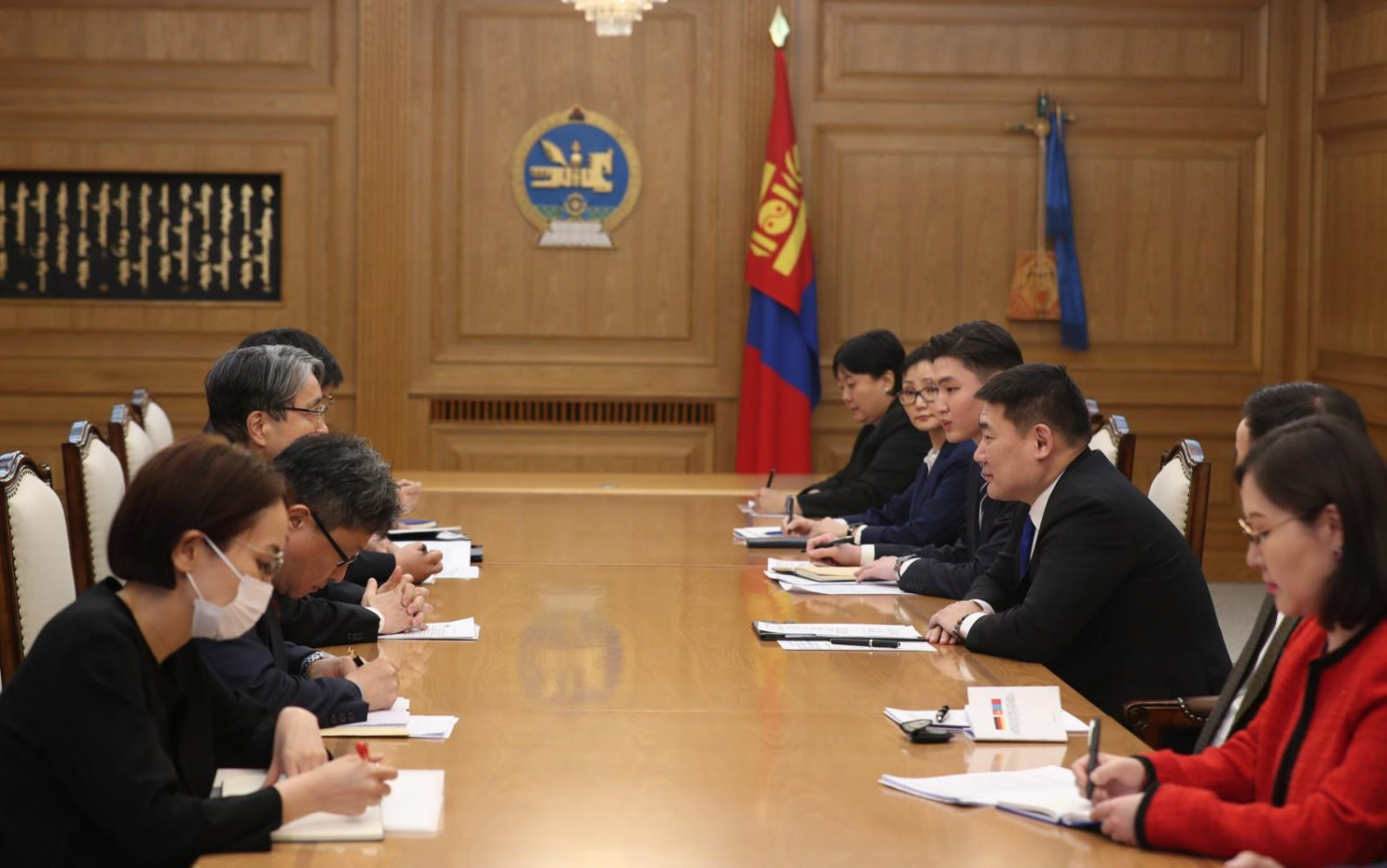 "Нүүрснээс устөрөгч гарган авах төсөлд хамтарч ажиллах нь нэн чухал"