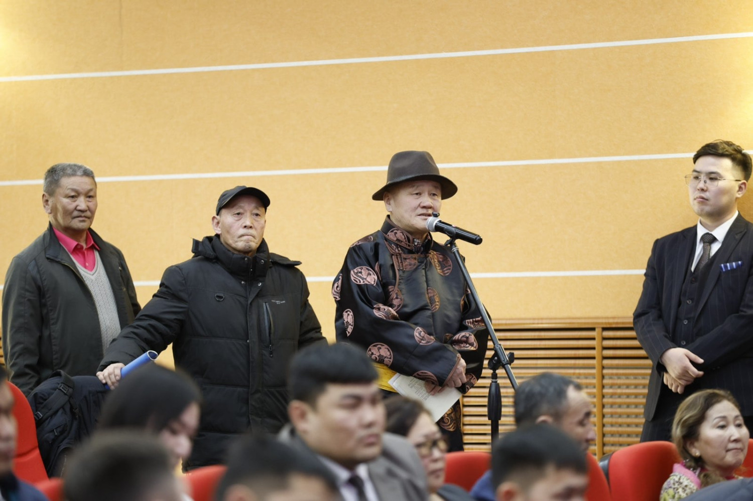 ЭЕШ-ыг өргөтгөсөн хэлбэрээр авах хугацааг 2028 он хүртэл хойшлуулсанд ...