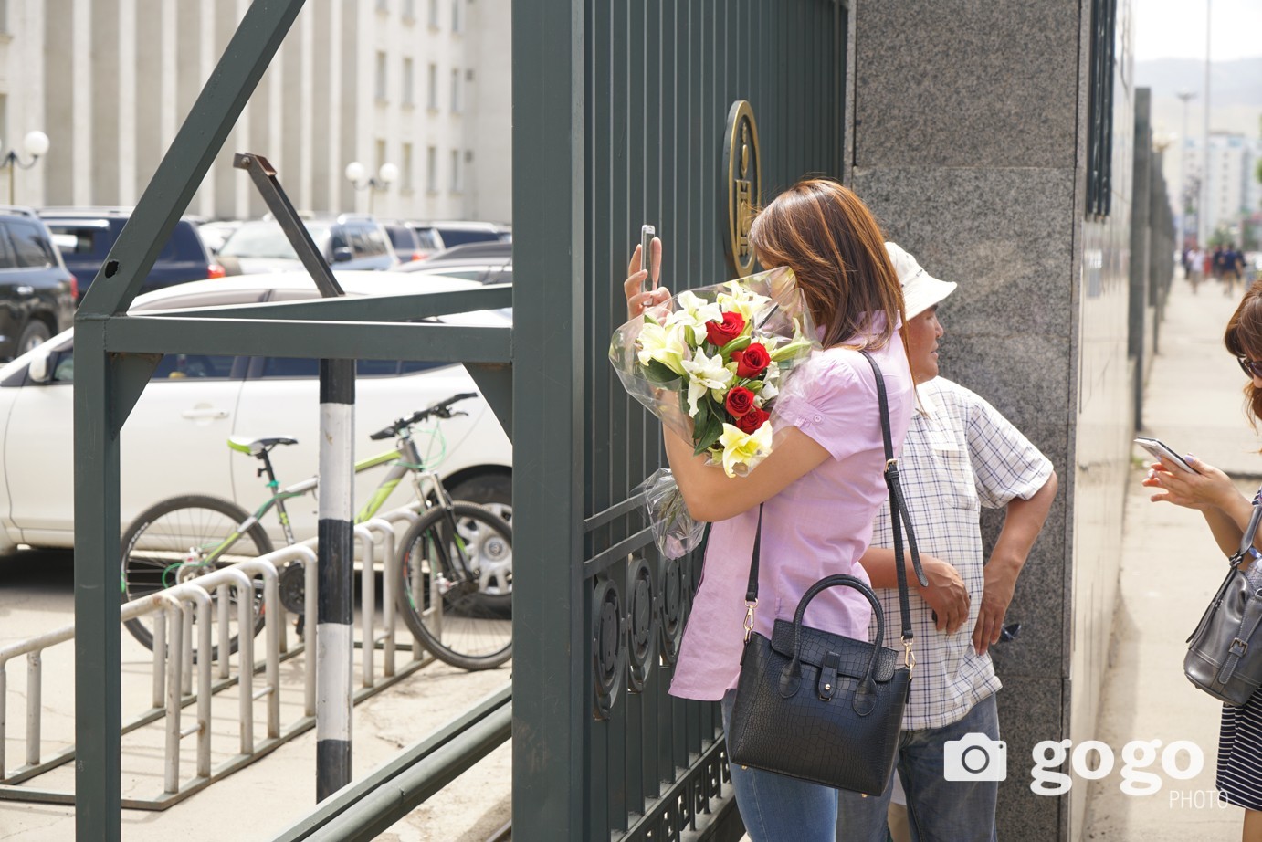 ФОТО УИХ ын сонгуульд нэр дэвшигчид үнэмлэхээ гардлаа
