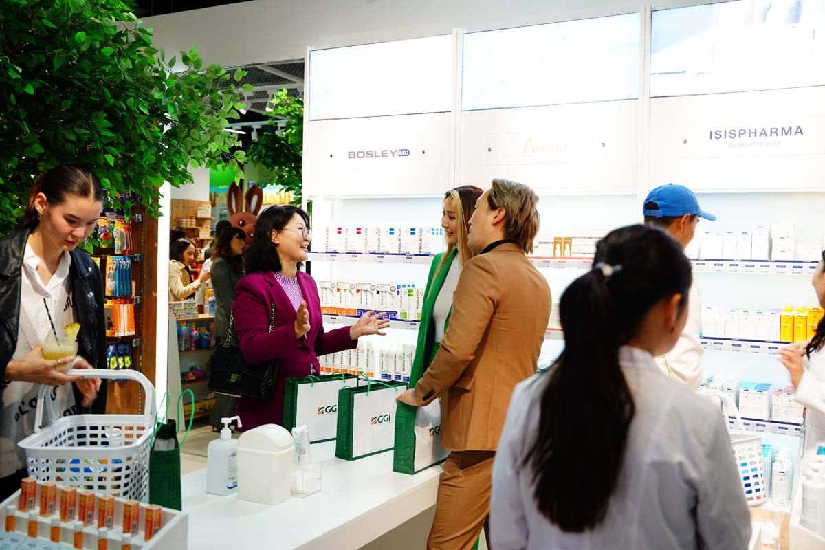 GGI PLUS нэрийн дэлгүүрээ нээлээ