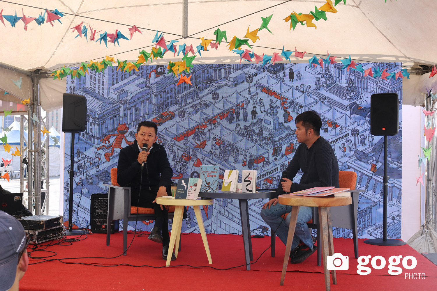 ФОТО: Номоор “амьсгалсан” өдрүүд эхэллээ