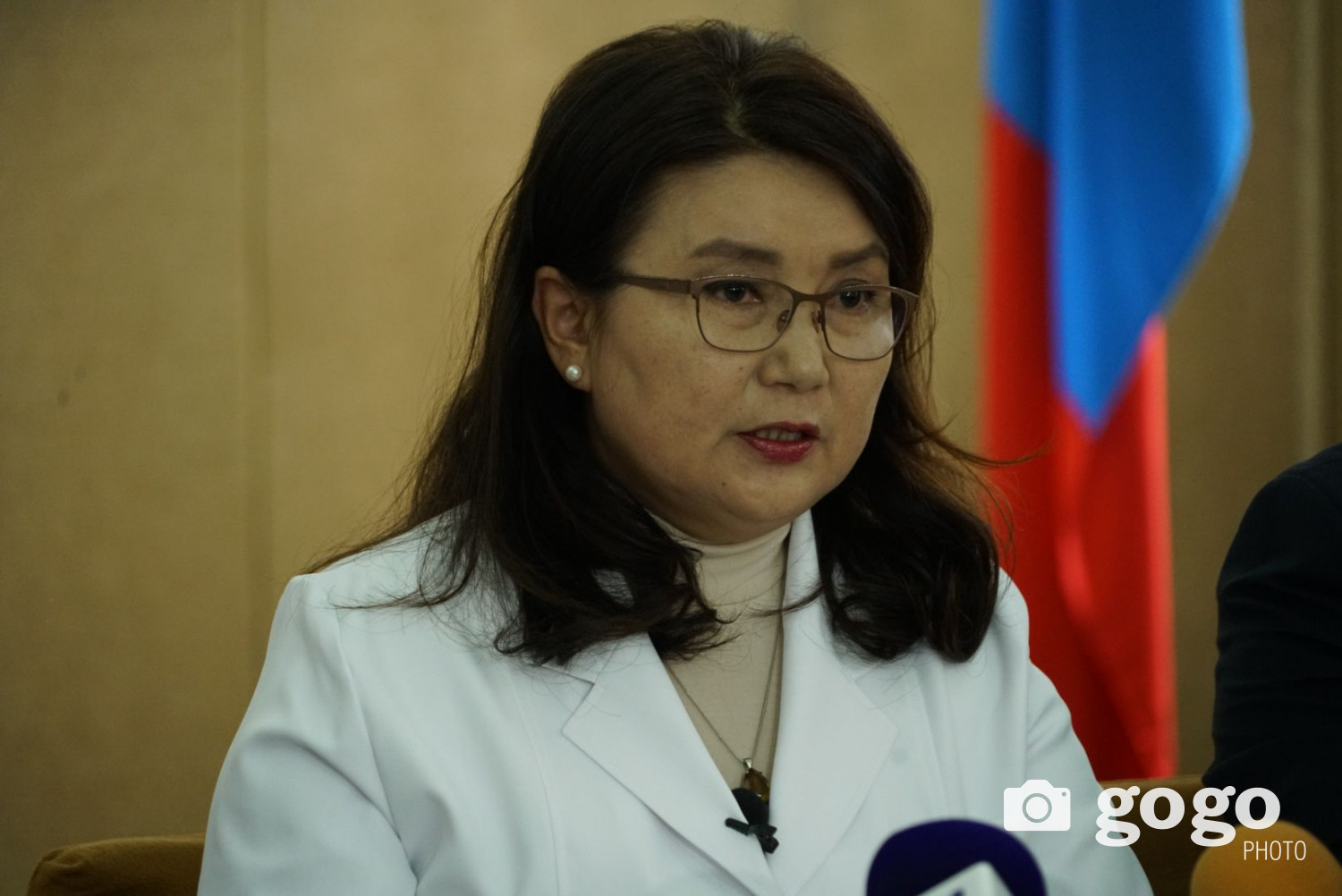 “Өргөө” амаржих газрын дарга Ж Энхцэцэг С Энхболд сайдын эхнэртэй дотно