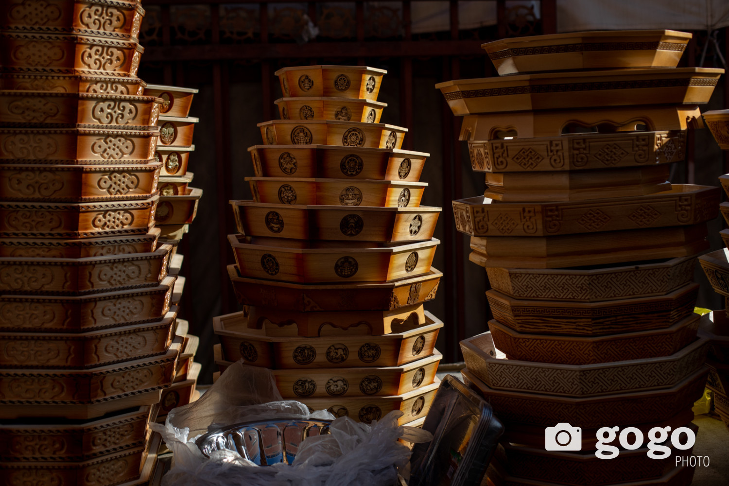 "Баялаг-Ундраа"-д ааруул 18-25 мянга, хэвийн боов 3000-5000 төгрөгийн үнэтэй байна