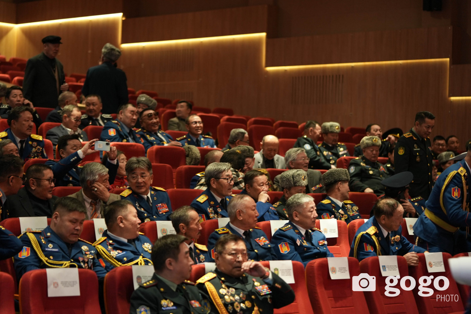 ФОТО Манай улсад 3200 гаруй хурандаа цолтон төрсний 60 гаруй нь