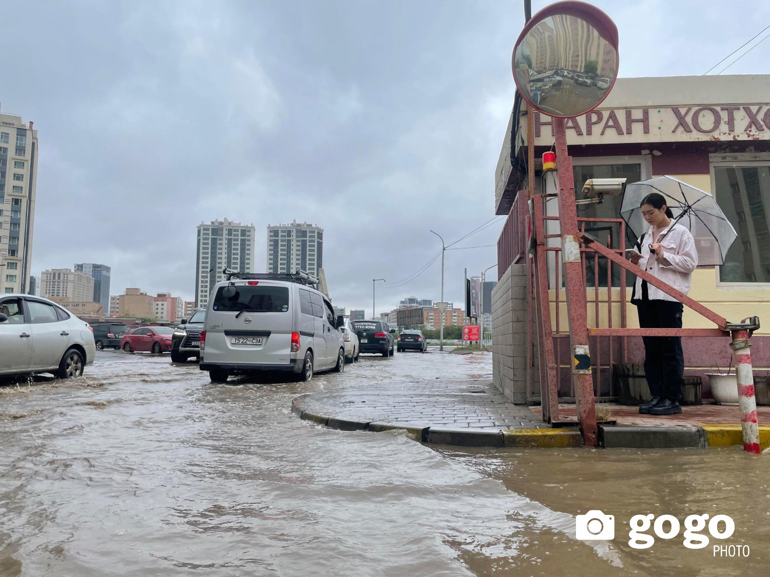 ФОТО Энхтайваны гүүрний доод замыг хаажээ