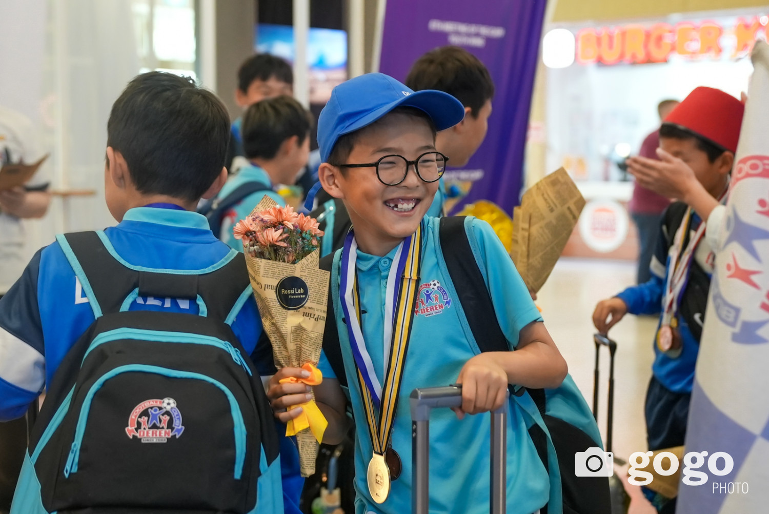 "Дэрэн" клубийн тамирчид олон улсын хөлбөмбөгийн тэмцээнд түүхэн амжилт ...