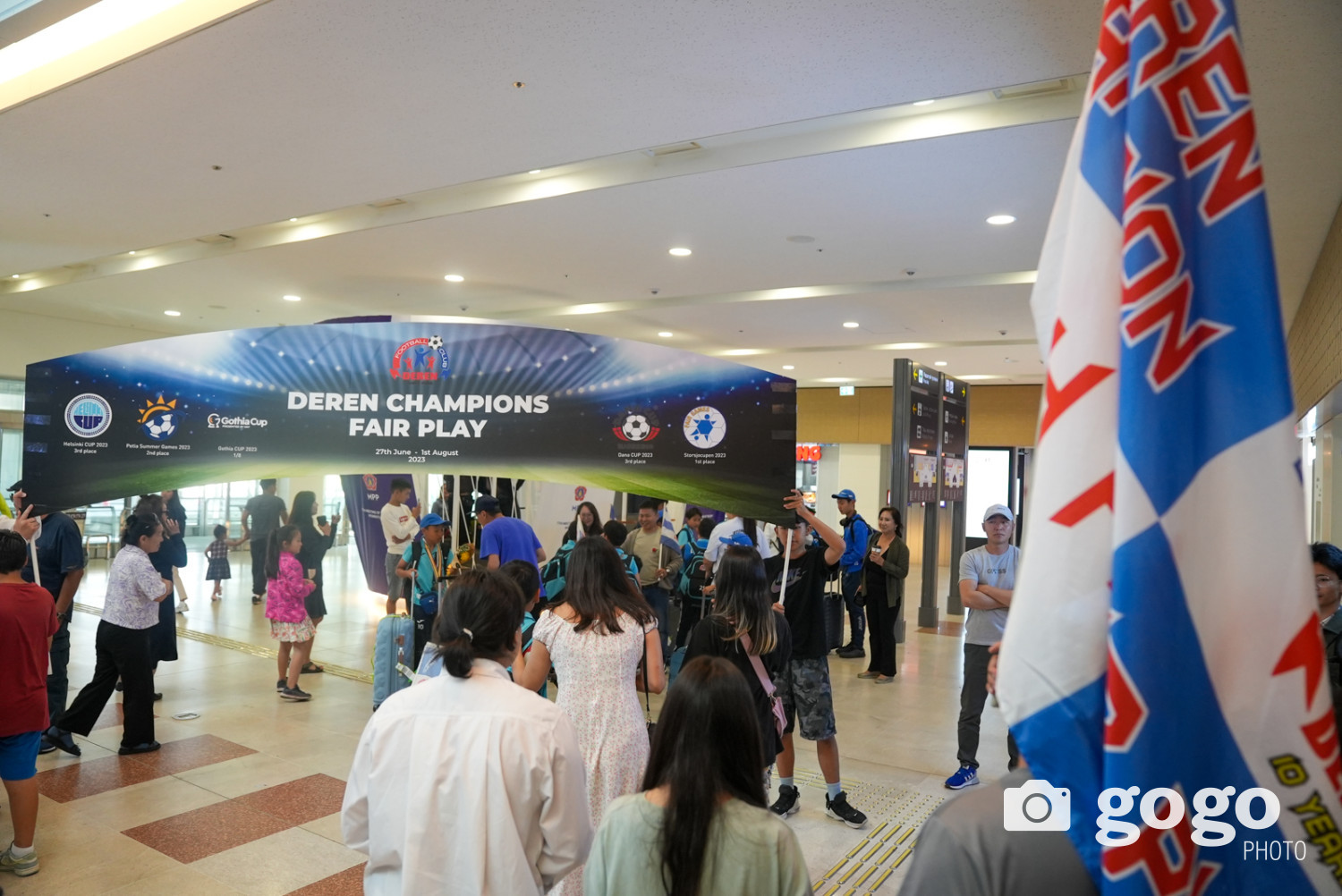 "Дэрэн" клубийн тамирчид олон улсын хөлбөмбөгийн тэмцээнд түүхэн амжилт ...