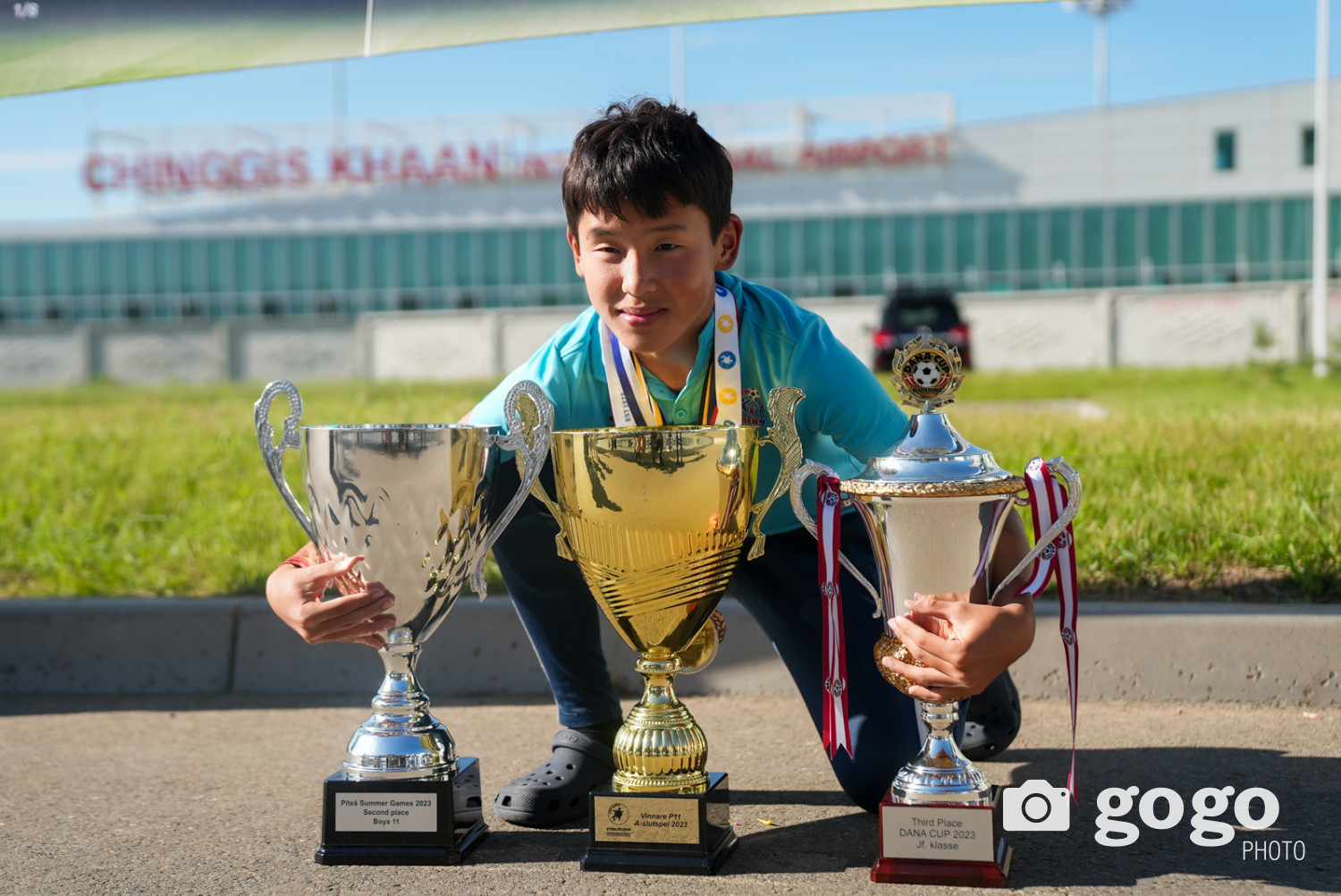 "Дэрэн" клубийн тамирчид олон улсын хөлбөмбөгийн тэмцээнд түүхэн амжилт ...