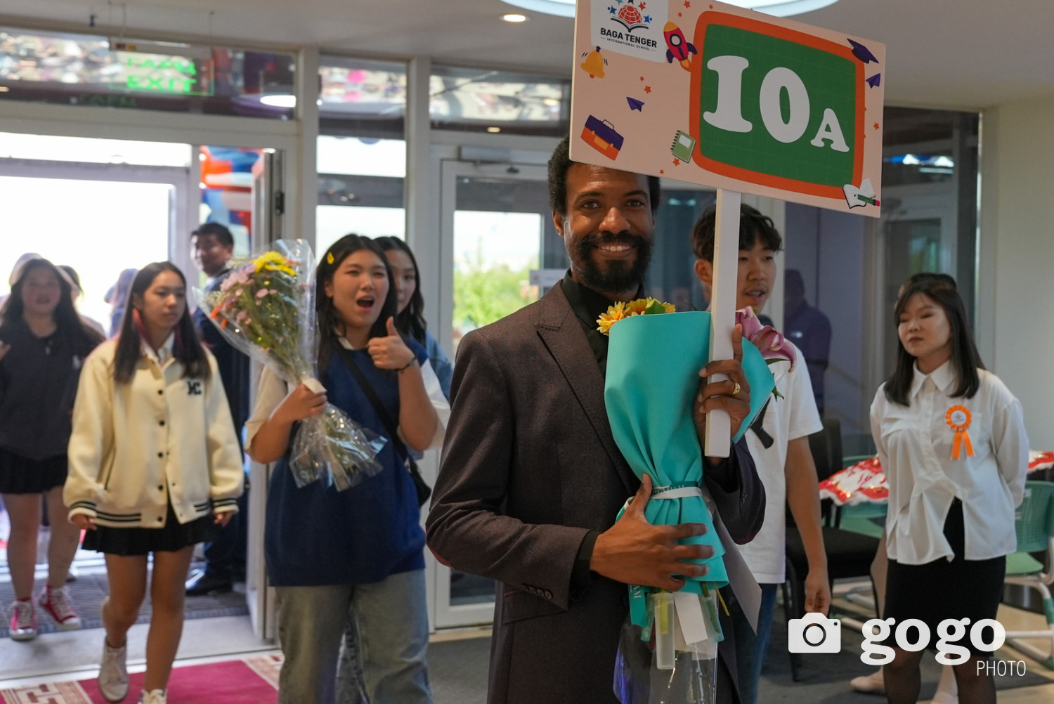 ФОТО: Цөм болон Кэмбрижийн хөтөлбөрийг хослуулсан Бага тэнгэр олон ...