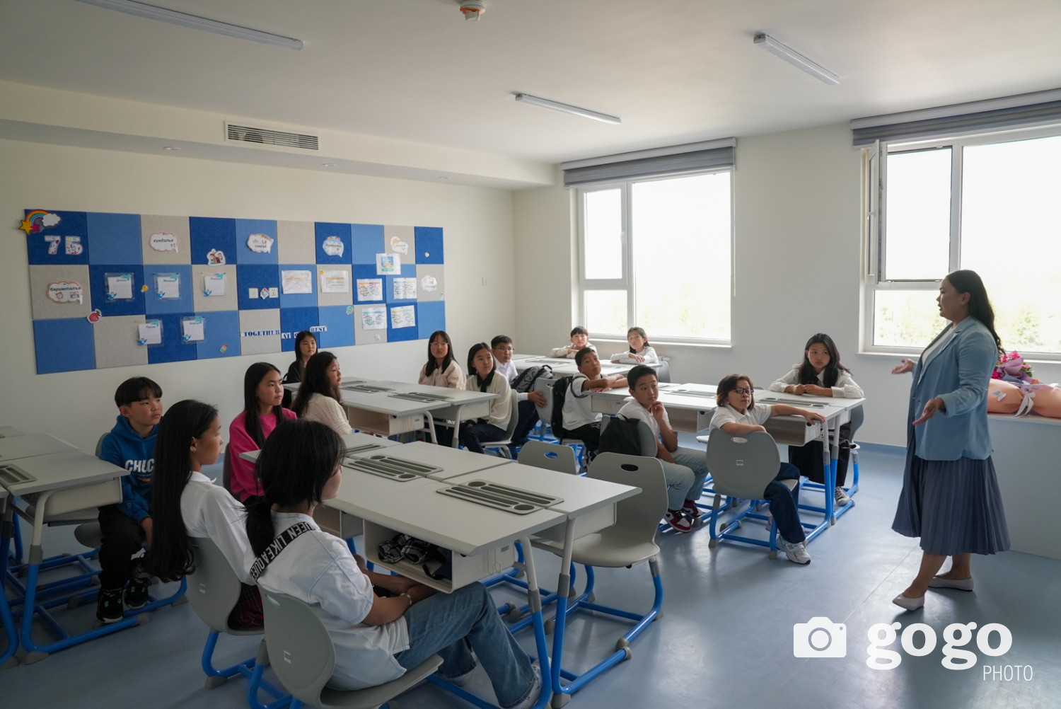 ФОТО: Цөм болон Кэмбрижийн хөтөлбөрийг хослуулсан Бага тэнгэр олон ...