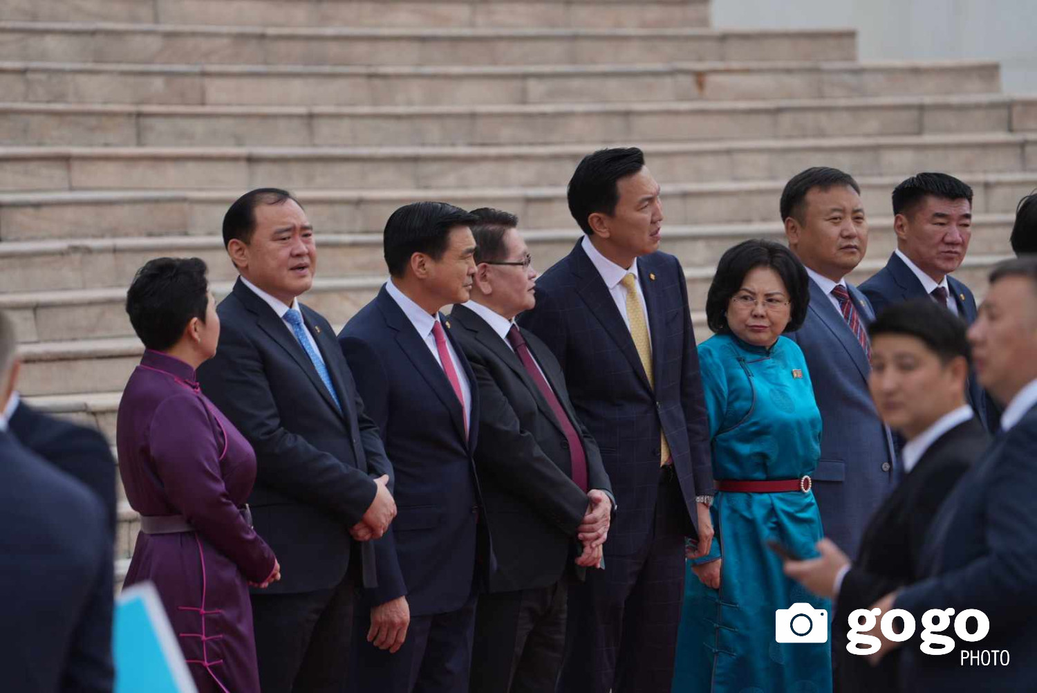 ОХУ ын Ерөнхийлөгч В В Путиныг Төв талбайд угтан авлаа