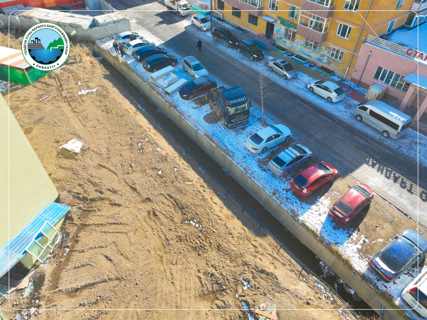 Нурж эвдэрсэн үерийн хамгаалалтын байгууламжийг засжээ