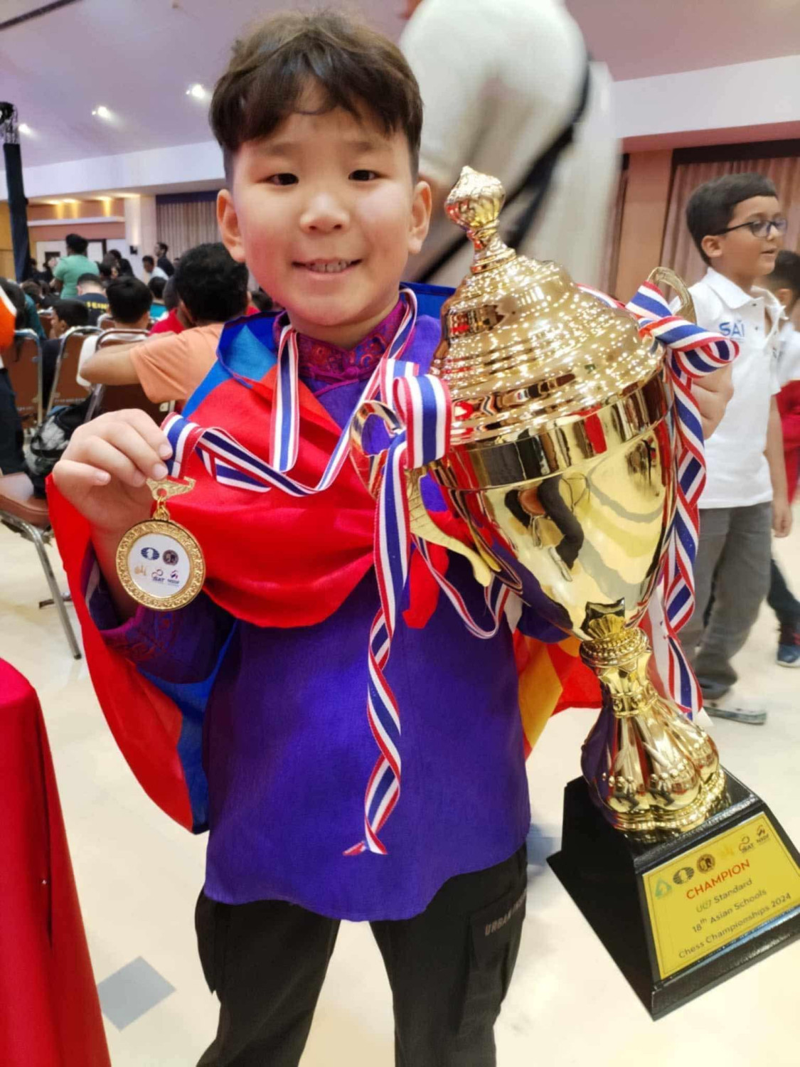 7 настай У Ухаанбилиг шатрын Ази тивийн аварга боллоо