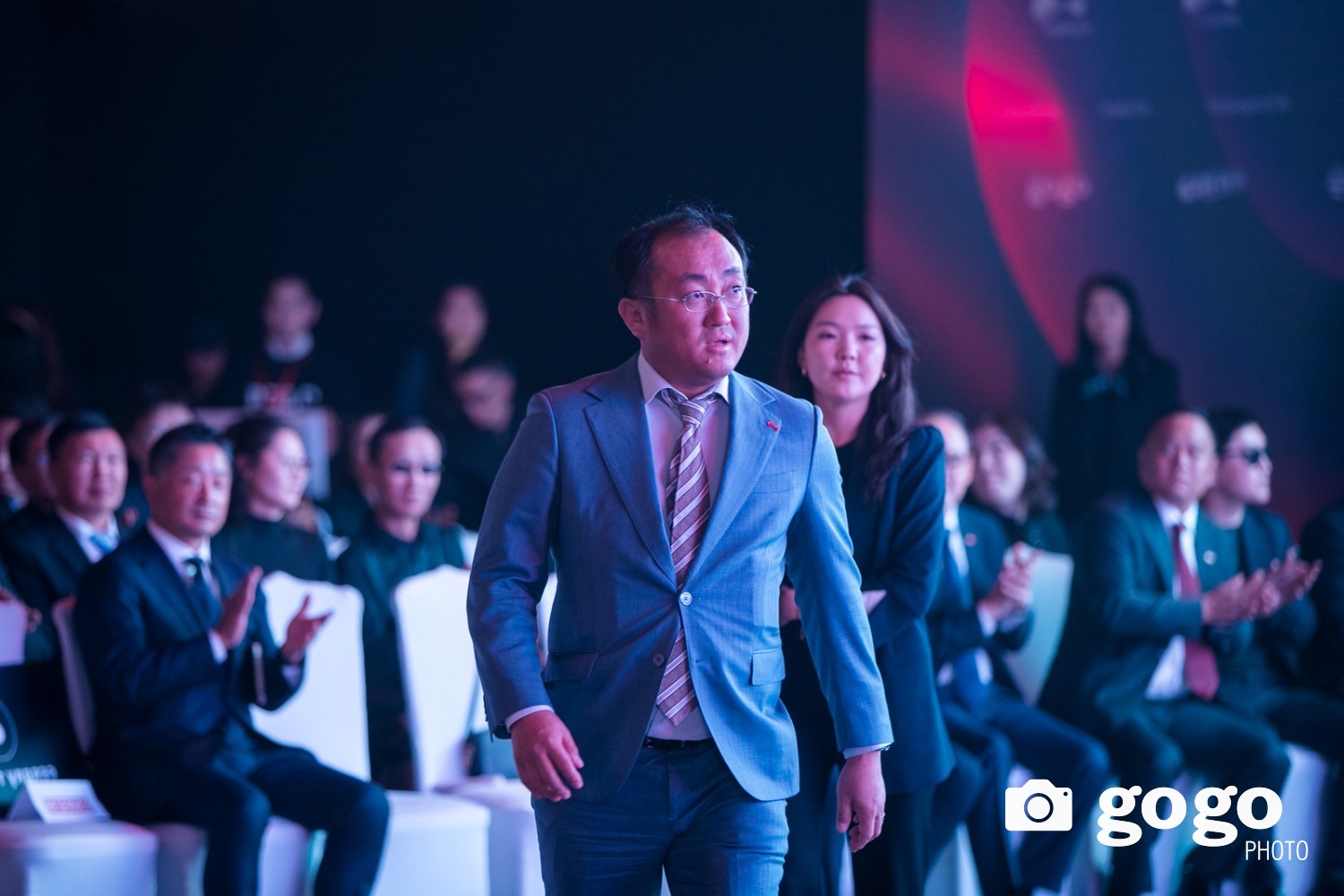 Мобиком групп технологийн компани болсноо харуулж, олон шинэ үйлчилгээ ...