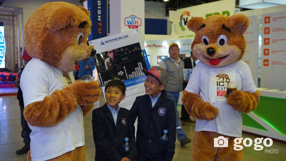 ICT EXPO 2015 үзэсгэлэнгийн хаалтын ажиллагааг ШУУД дамжуулж байна