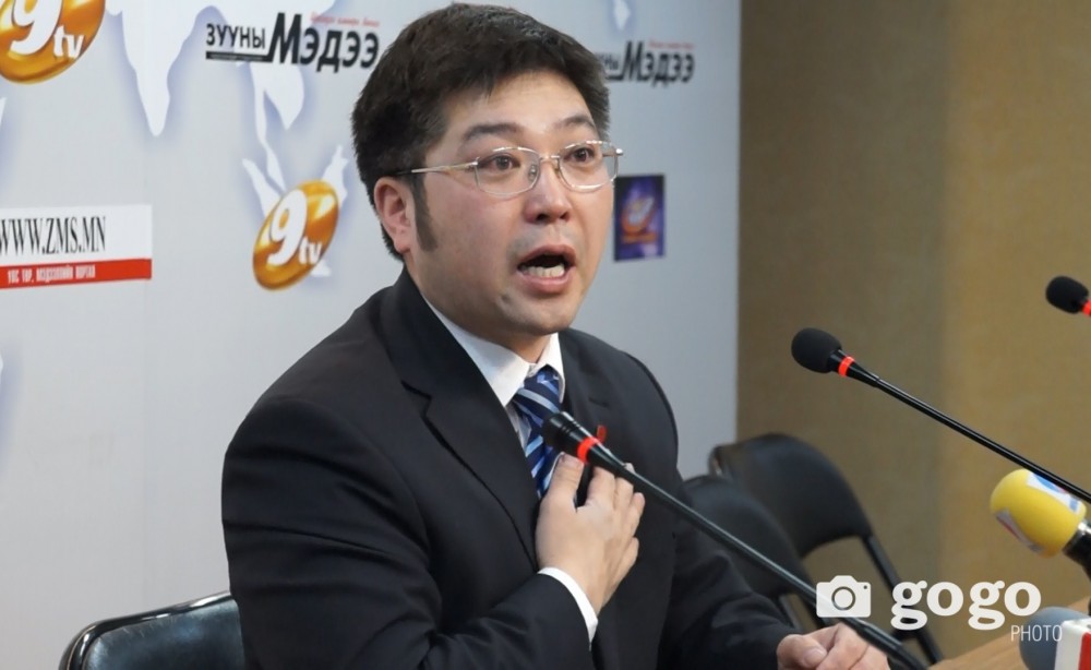 Э.Эрдэнэжамъян: МАХН-д битгий “алагчилж” ханд