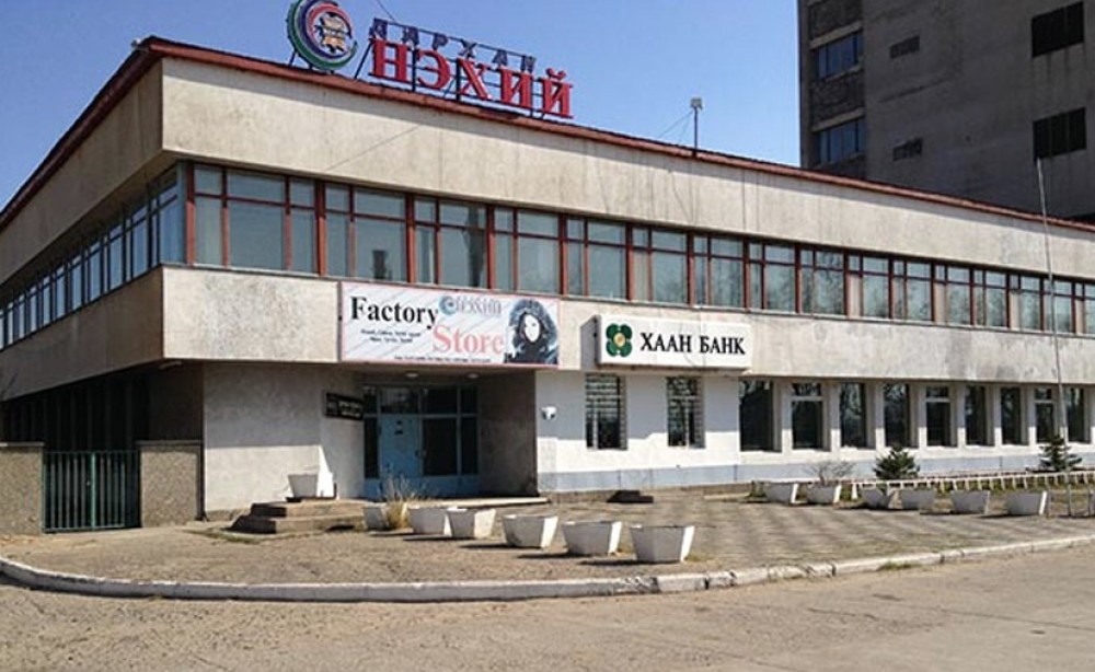 “Дархан нэхий”-гийн хувьцаа 2.04 хувиар өсөв