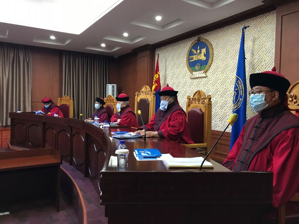 Сонгуулийн тухай хуулийн заалт Үндсэн хуулийг зөрчсөн гэж Цэц үзэв