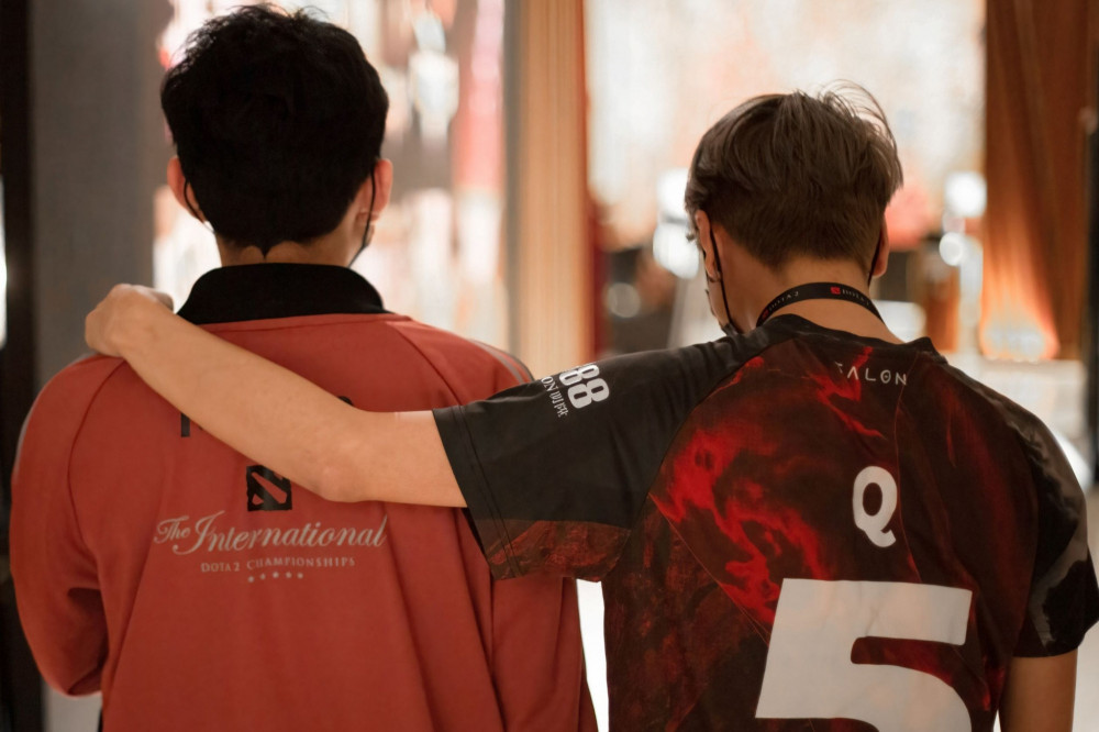 TSM, Soniqs, Talon, BetBoom багууд гэртээ харилаа