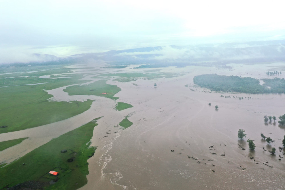 Туул Хэрлэн Хараа Ерөө гол үерийн аюултай түвшинг давах төлөвтэй байна