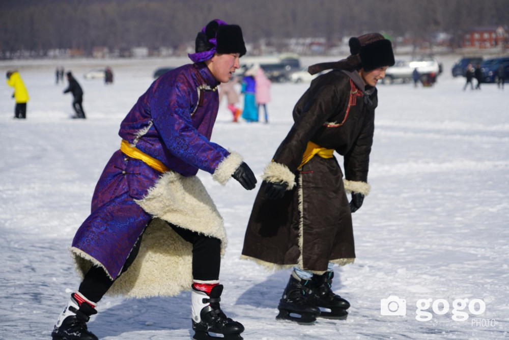 СЭРЭМЖЛҮҮЛЭГ Хөвсгөл нуурын мөсөн дээгүүр зорчихгүй байх хориглосон тэмдгийг байрлууллаа