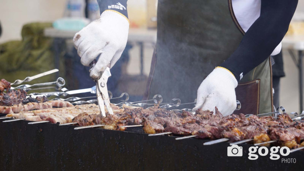 "UB food"-ийн хүрээнд өнөөдөр "Хэн шорлог хурдан идэх вэ" тэмцээн болно